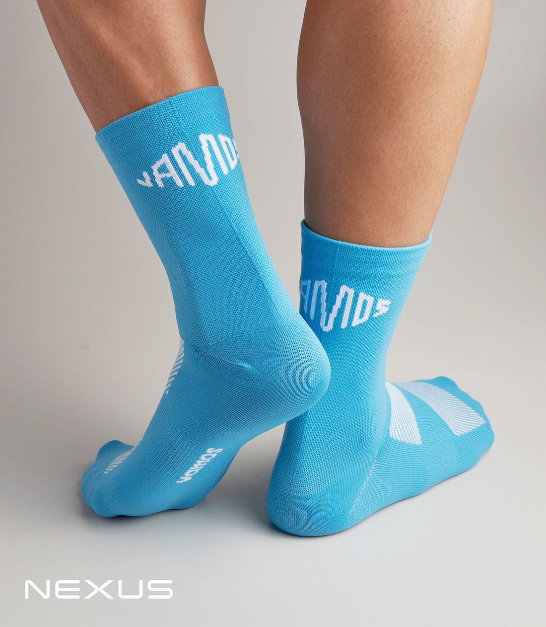 MEN'S PERFORMANCE SOCKS